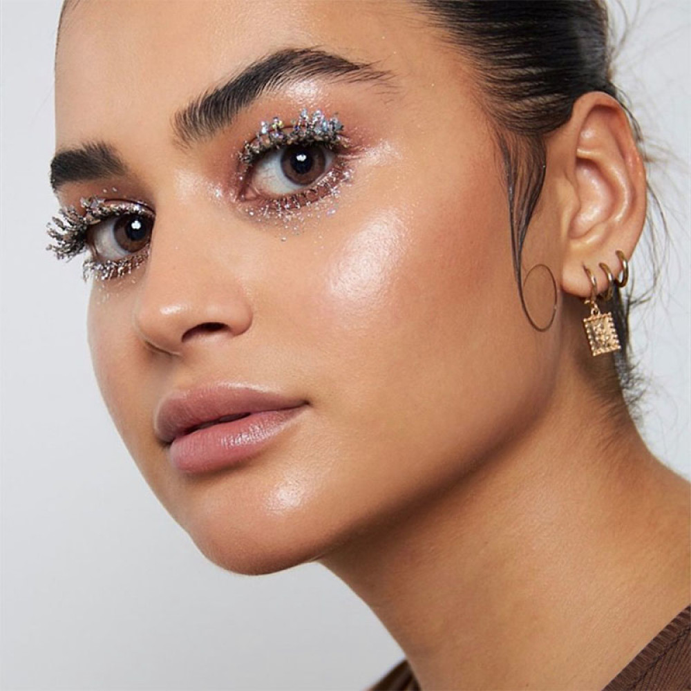 Mua Makeup Artist | Saubhaya Makeup